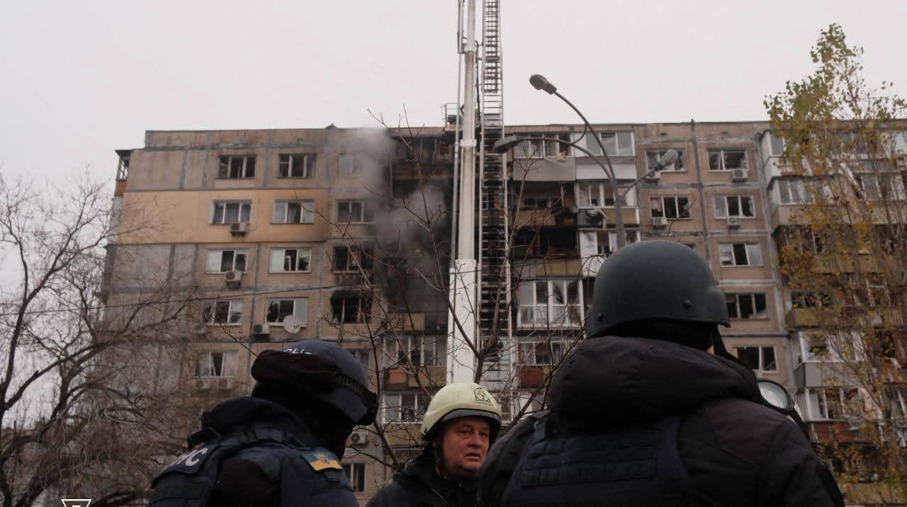 "We carried water and fought the flames ourselves": Kyiv residents ...