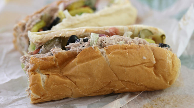 How To Make Your Tuna Sandwich Taste Like Subway's, According To Reddit