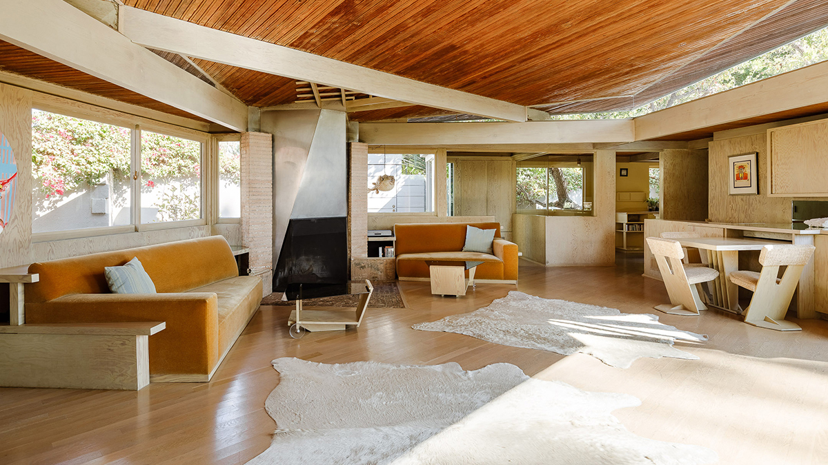 R.M. Schindler's Lechner House in Photos