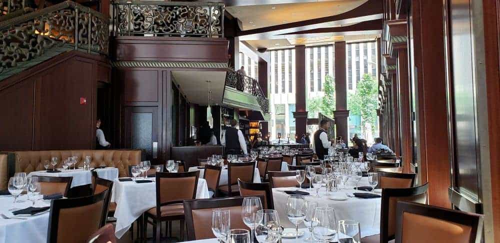 22 high-end American restaurant chains perfect for a mom’s night out