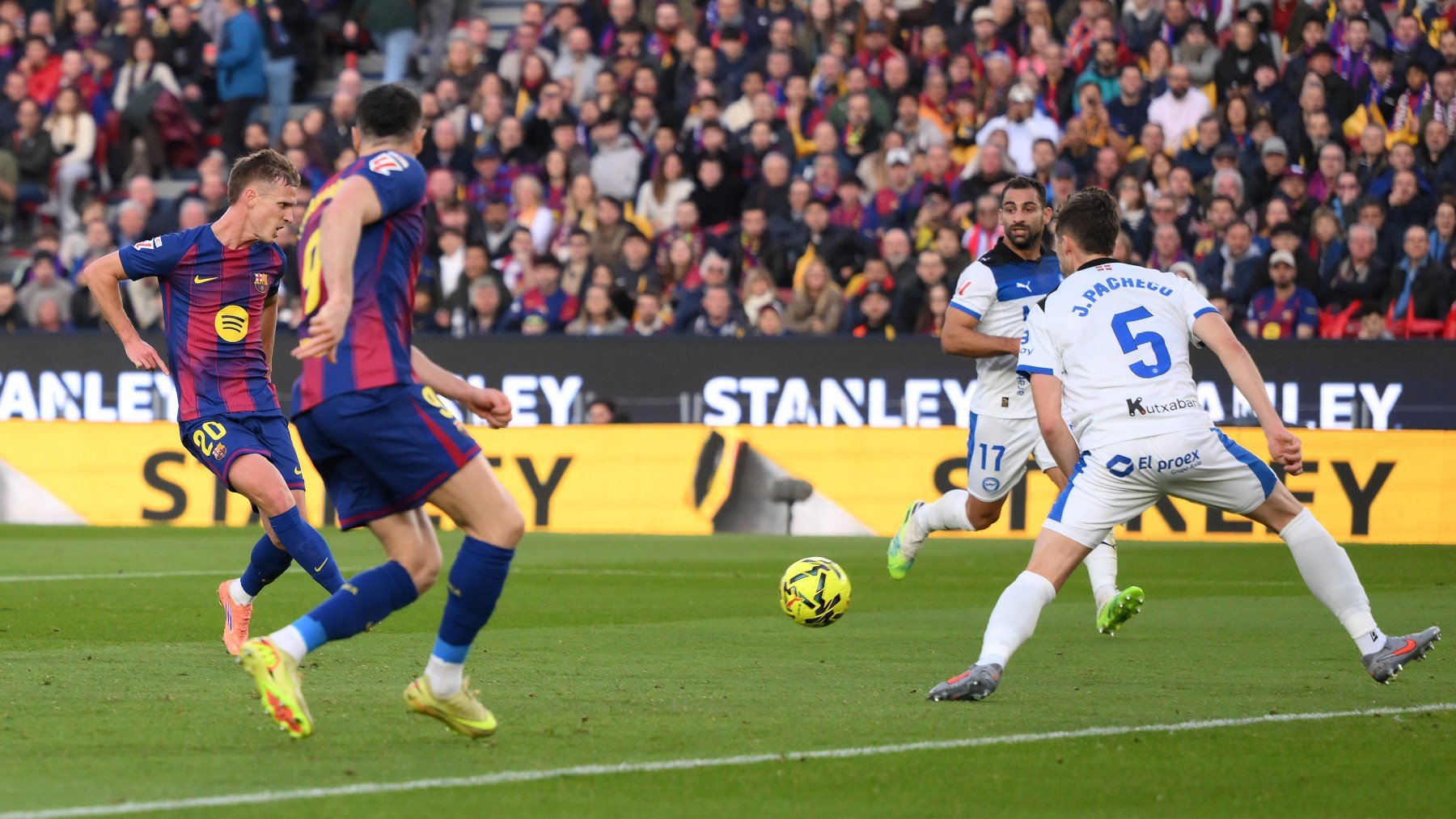 Cómo va el Barcelona vs Alavés en directo: resultado y dónde ver gratis ...