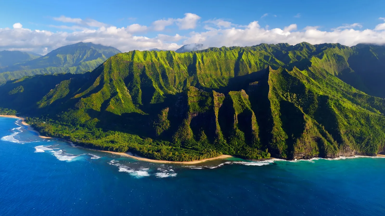 Hawaii’s remote green sand beach offers one of the rarest views in the ...