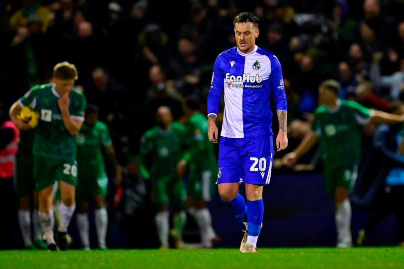 Bristol Rovers suffer eighth league defeat in a row against 10-man ...