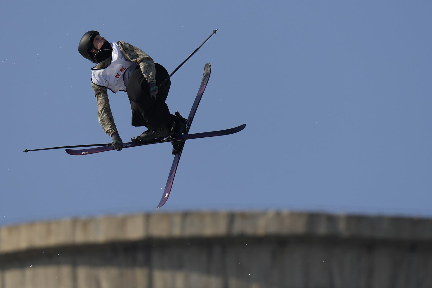 Ski acrobatique: les Canadiens Dylan Deschamps et Naomi Urness ...