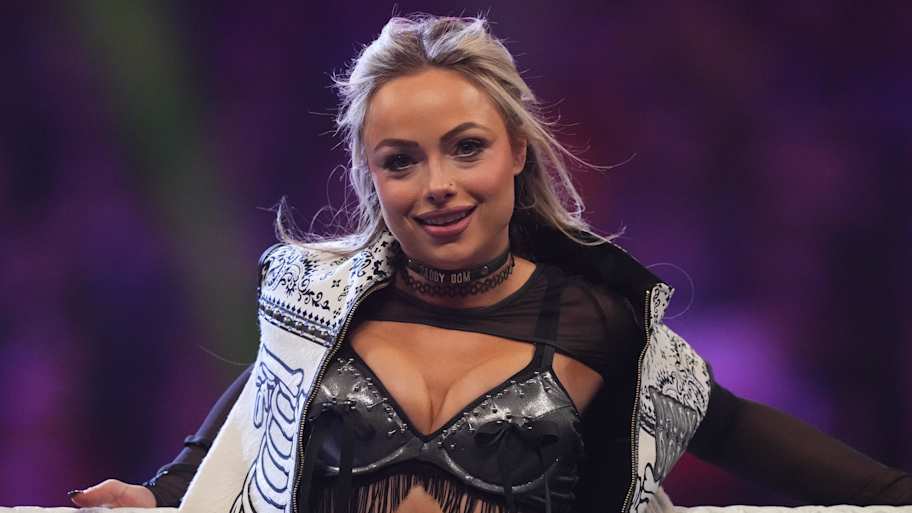 Liv Morgan Returns To Help Dominik Mysterio Win Back IC Title From John ...