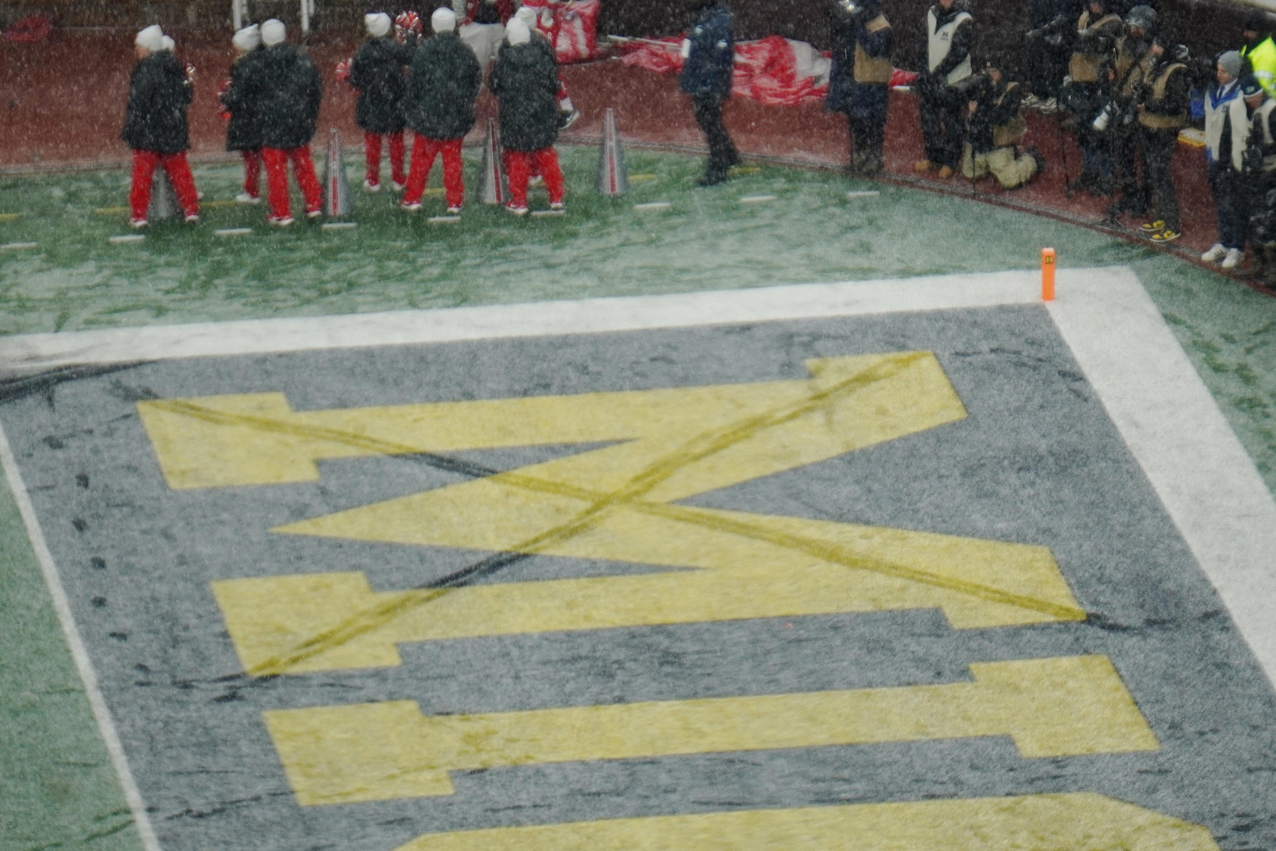 Watch Brutus Buckeye cross out the 'M' during the Ohio State-Michigan game
