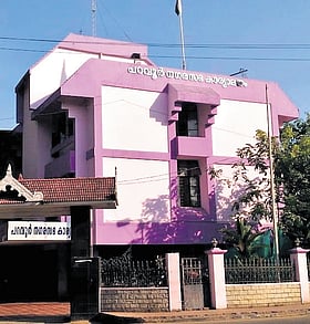 Lack of visible progress shapes poll narrative in North Paravoor