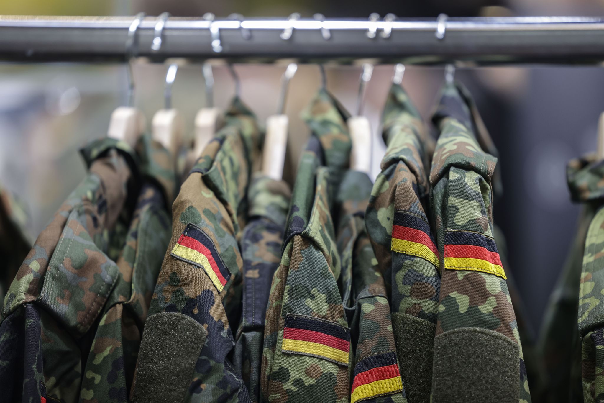 Tausende junge Sachsen bekommen Post von der Bundeswehr