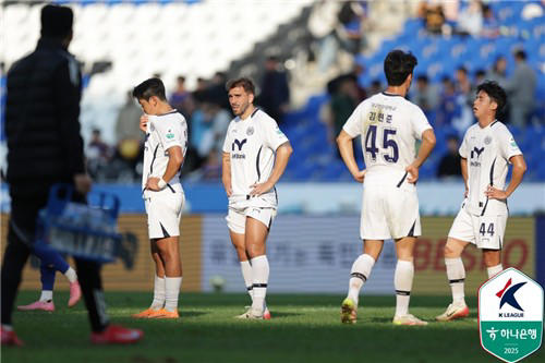 끝내 극복 못한 '원맨팀' 한계…10년 만에 2부 추락한 대구