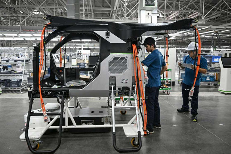 Electric vehicle prowess helps China's flying car sector take off