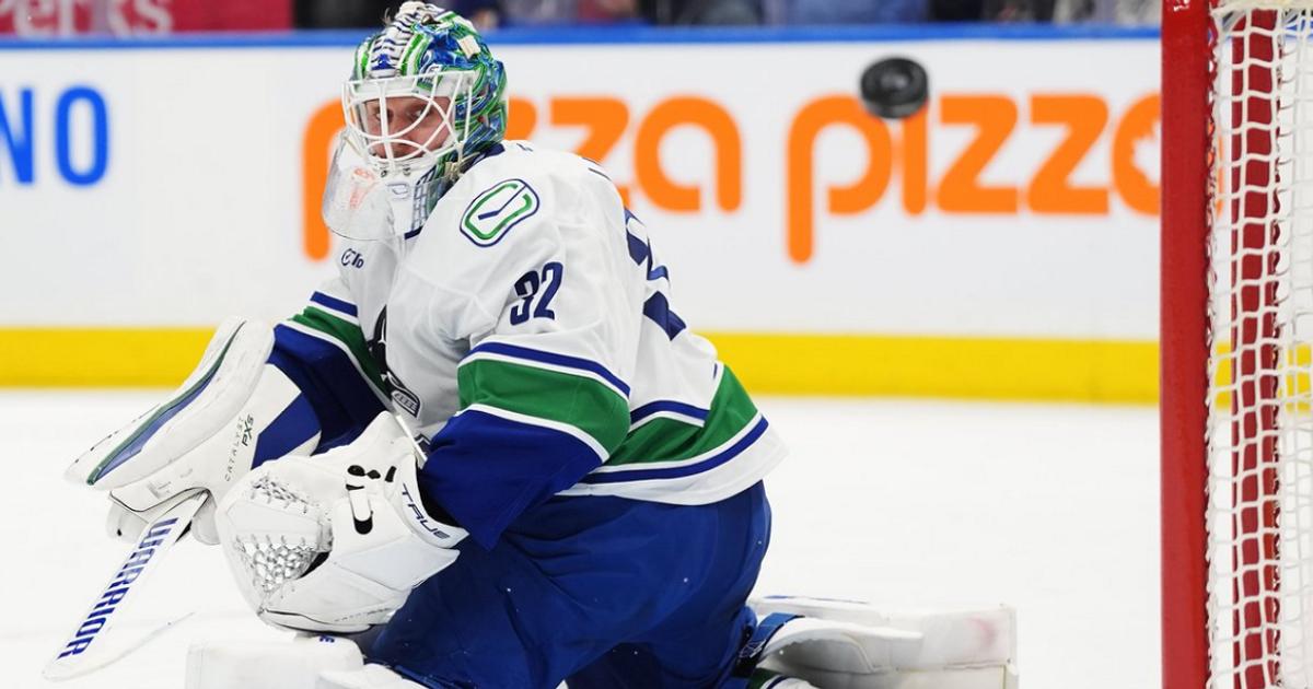 Canucks make change in goal, call up first round pick.