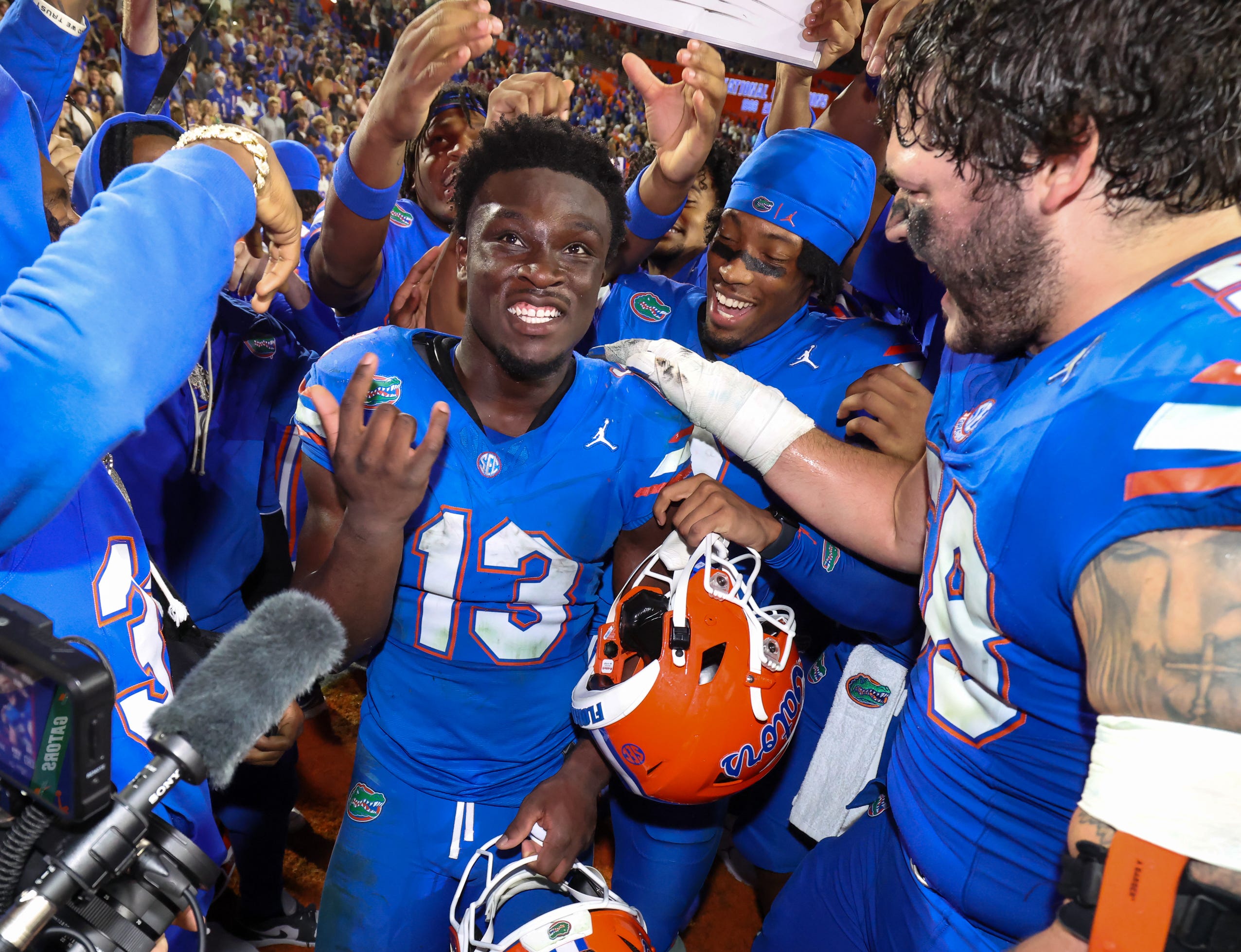 Florida football RB Jadan Baugh re-signs with Gators for 2026 season