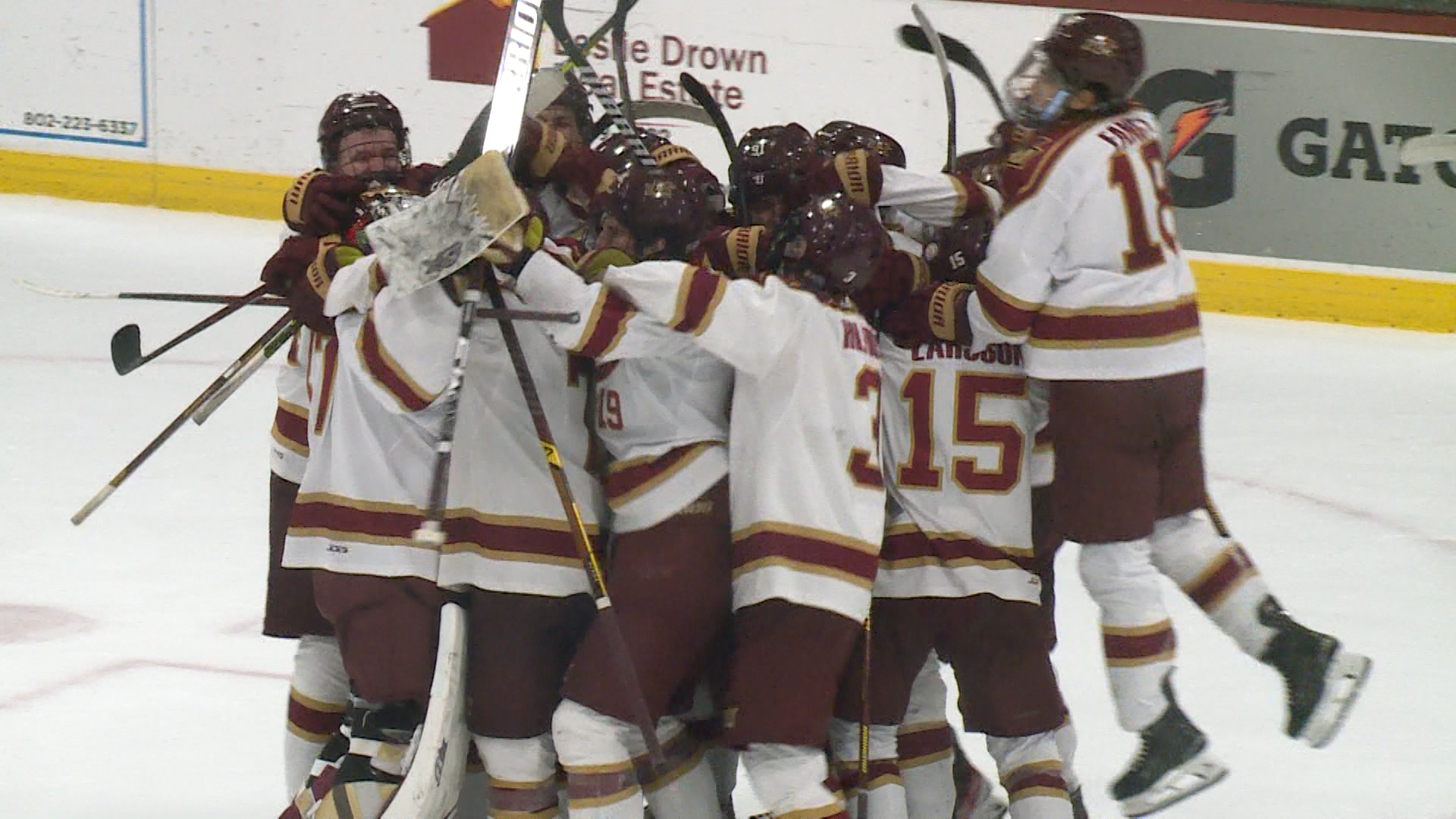 Norwich University men's hockey wins 2025 Layereight Shootout by shootout
