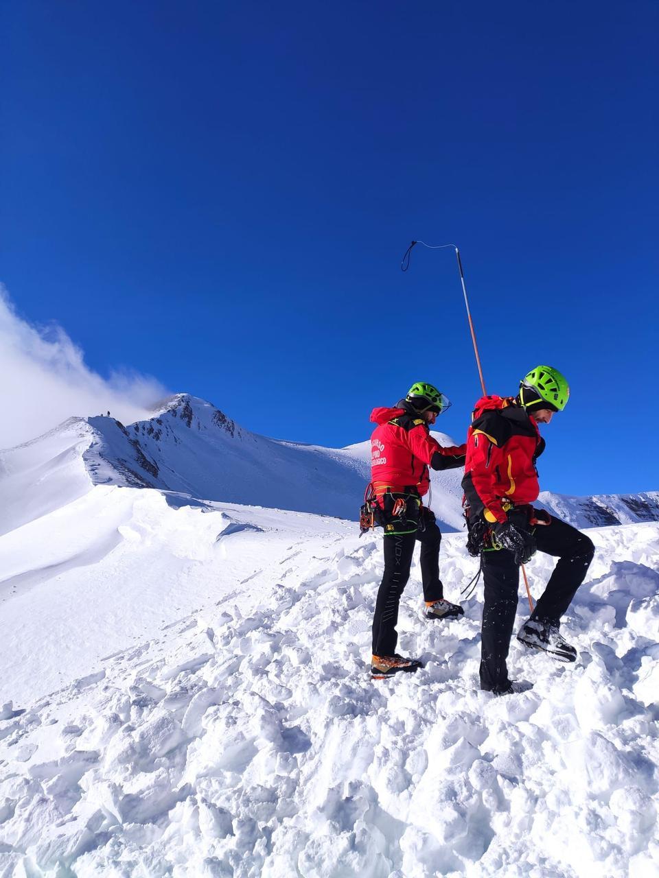 Neve e ghiaccio in montagna: "Attenzione"