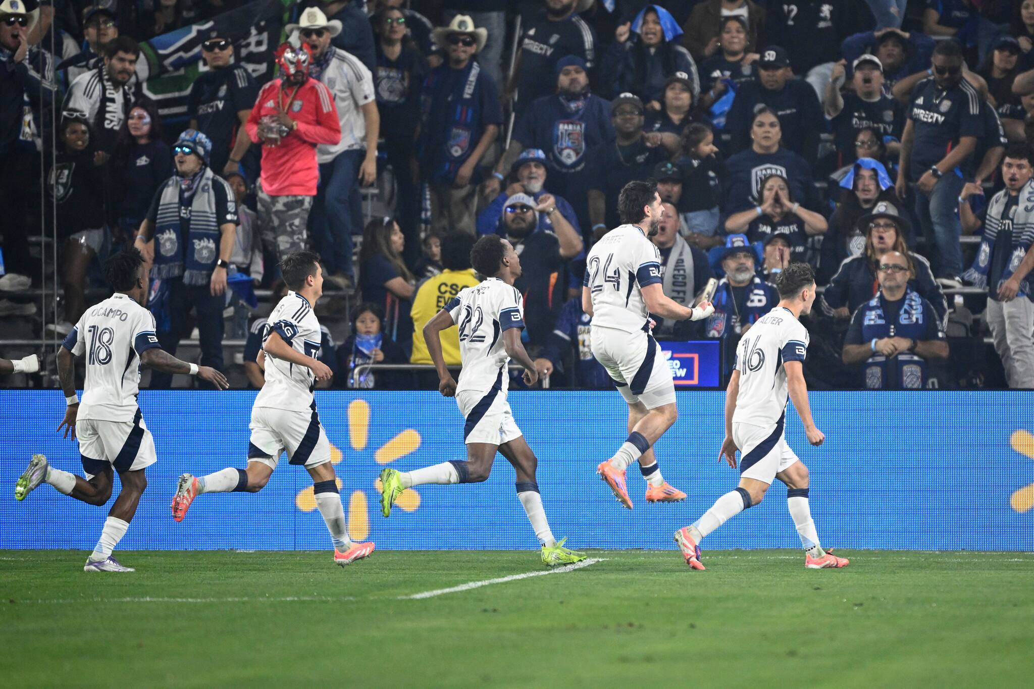 Müller mit Vancouver gegen Messis Miami