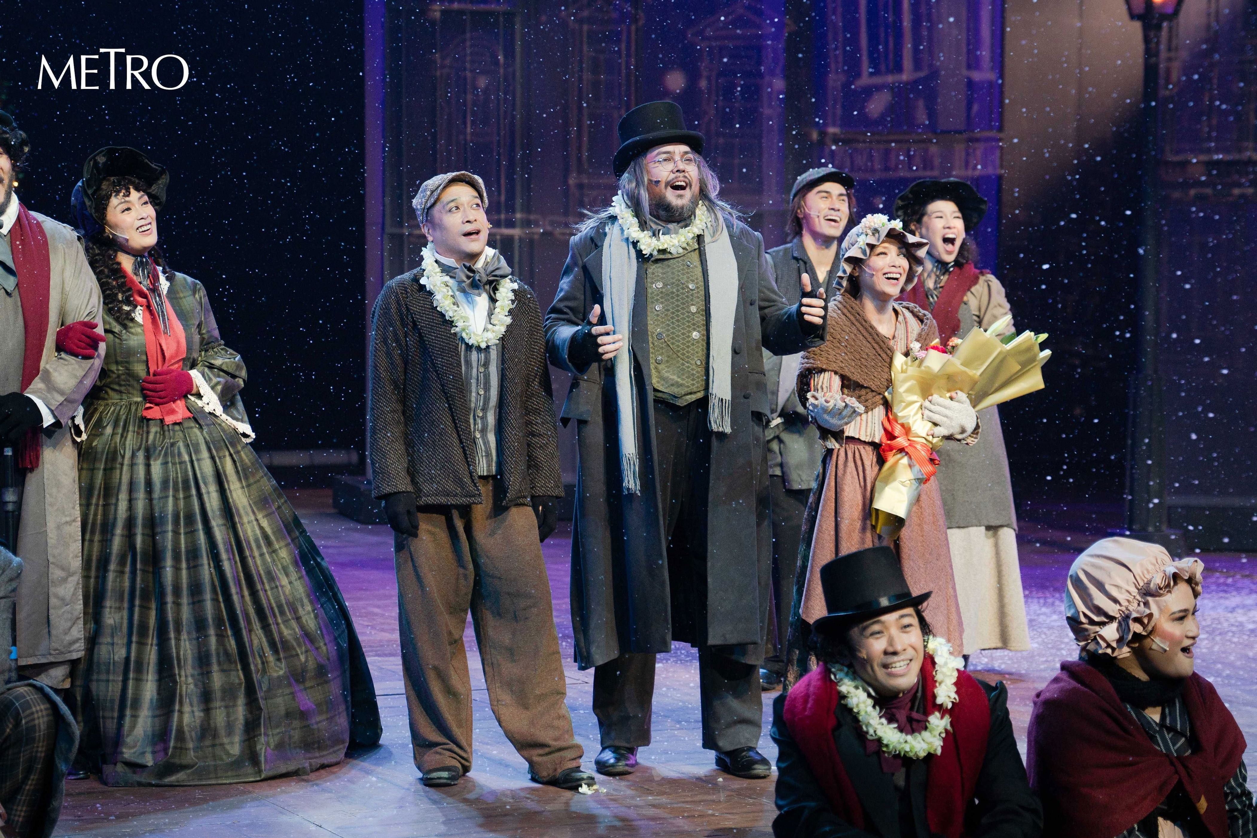 'A Christmas Carol' at the Proscenium Theater: Opening Night Highlights ...