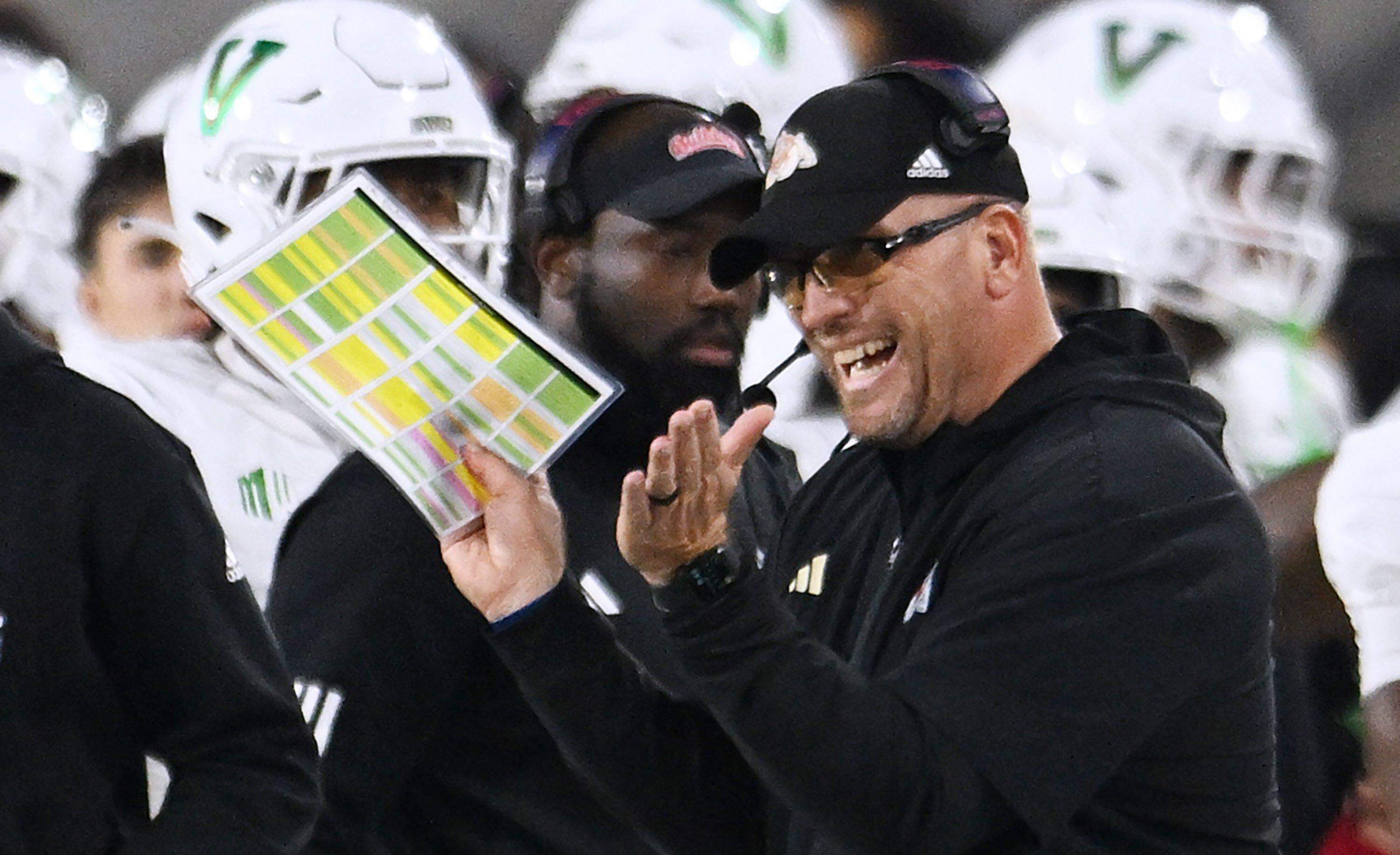 'Just pure dominance' Social media reacts to Fresno State's Arizona ...