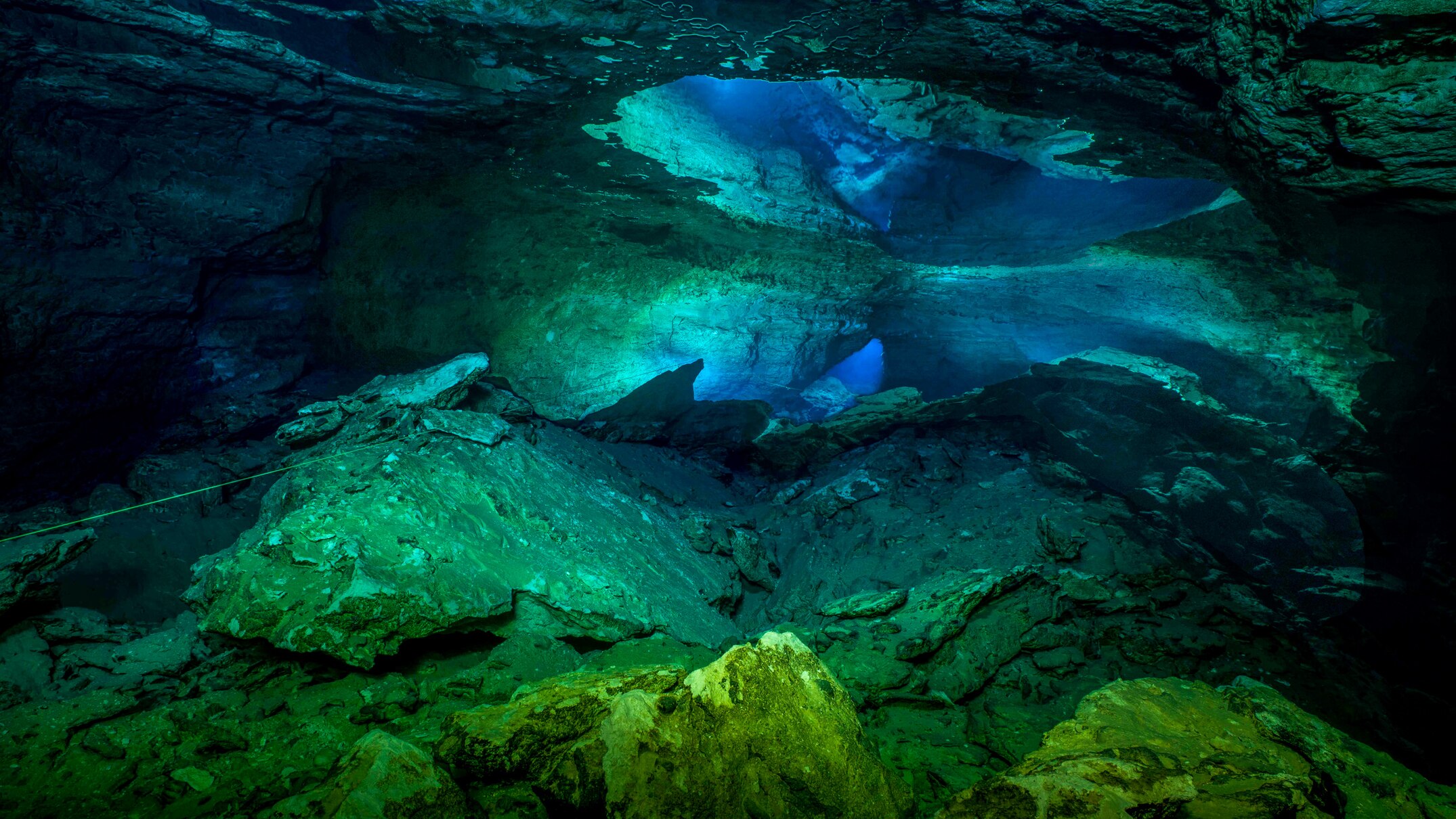 Specialist cave divers called in to retrieve a body of man trapped in ...