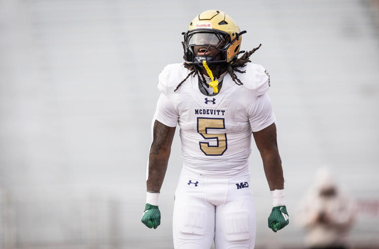 Aidan Grella’s kick earns Bishop McDevitt another PIAA 5A football ...