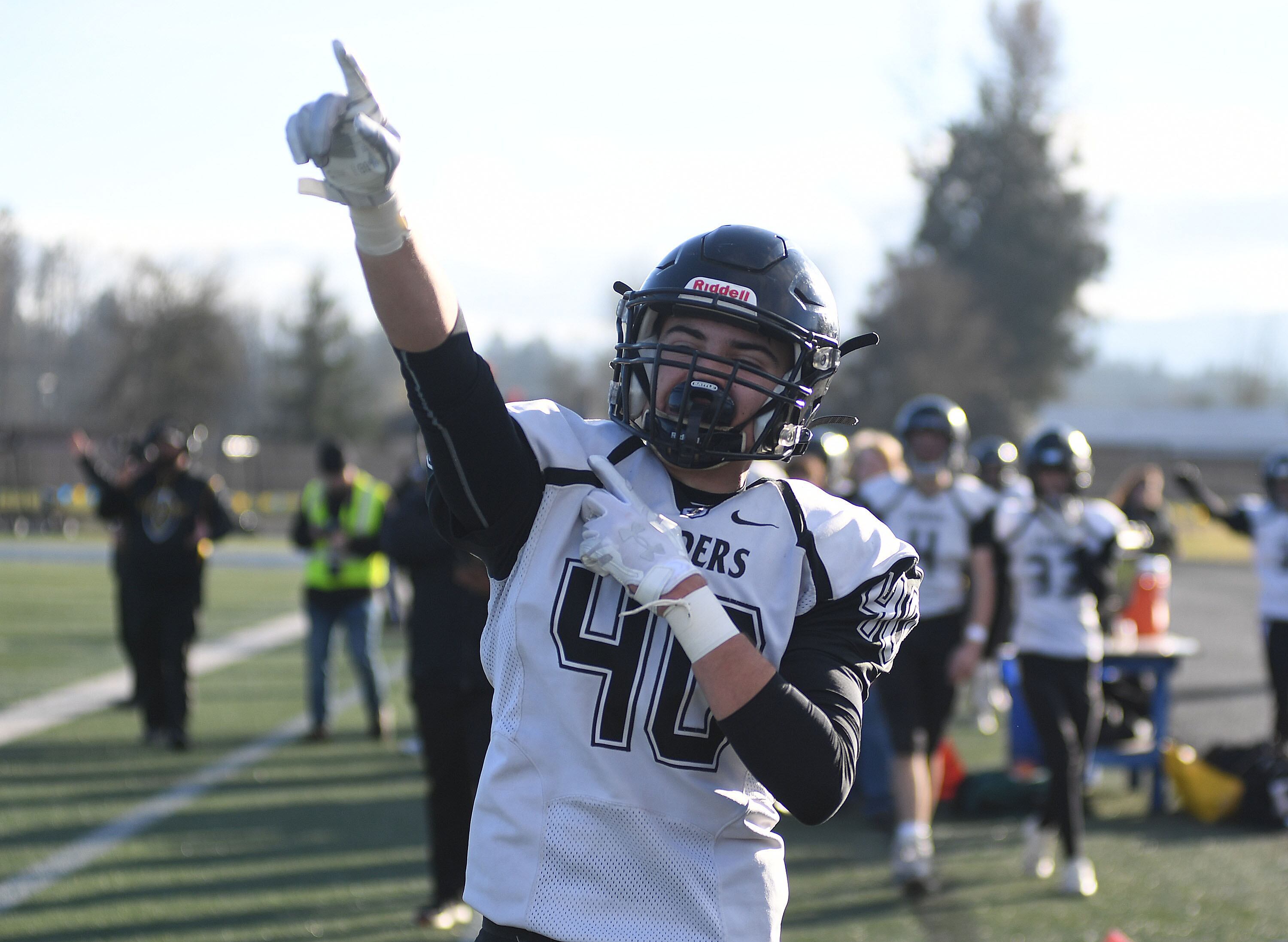 Lost River shocks red-hot Heppner in Class 2A football state title game