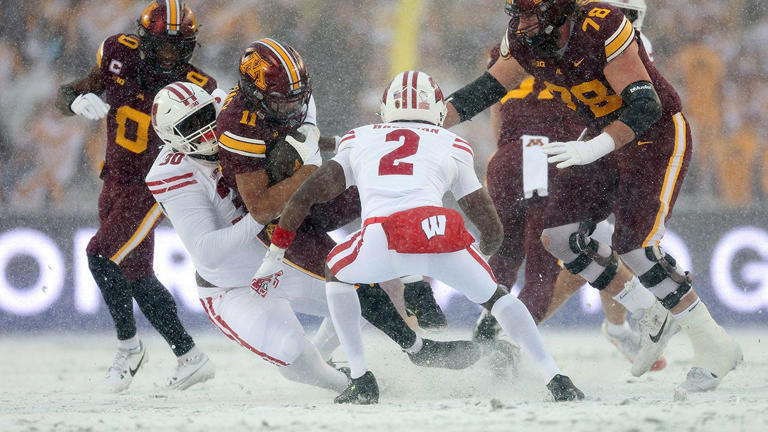 Wisconsin-Minnesota score: Badgers lose to Golden Gophers