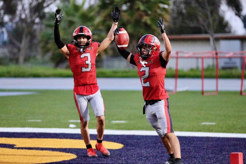 South Gate beats Marquez for City Division I football title on Hail Mary