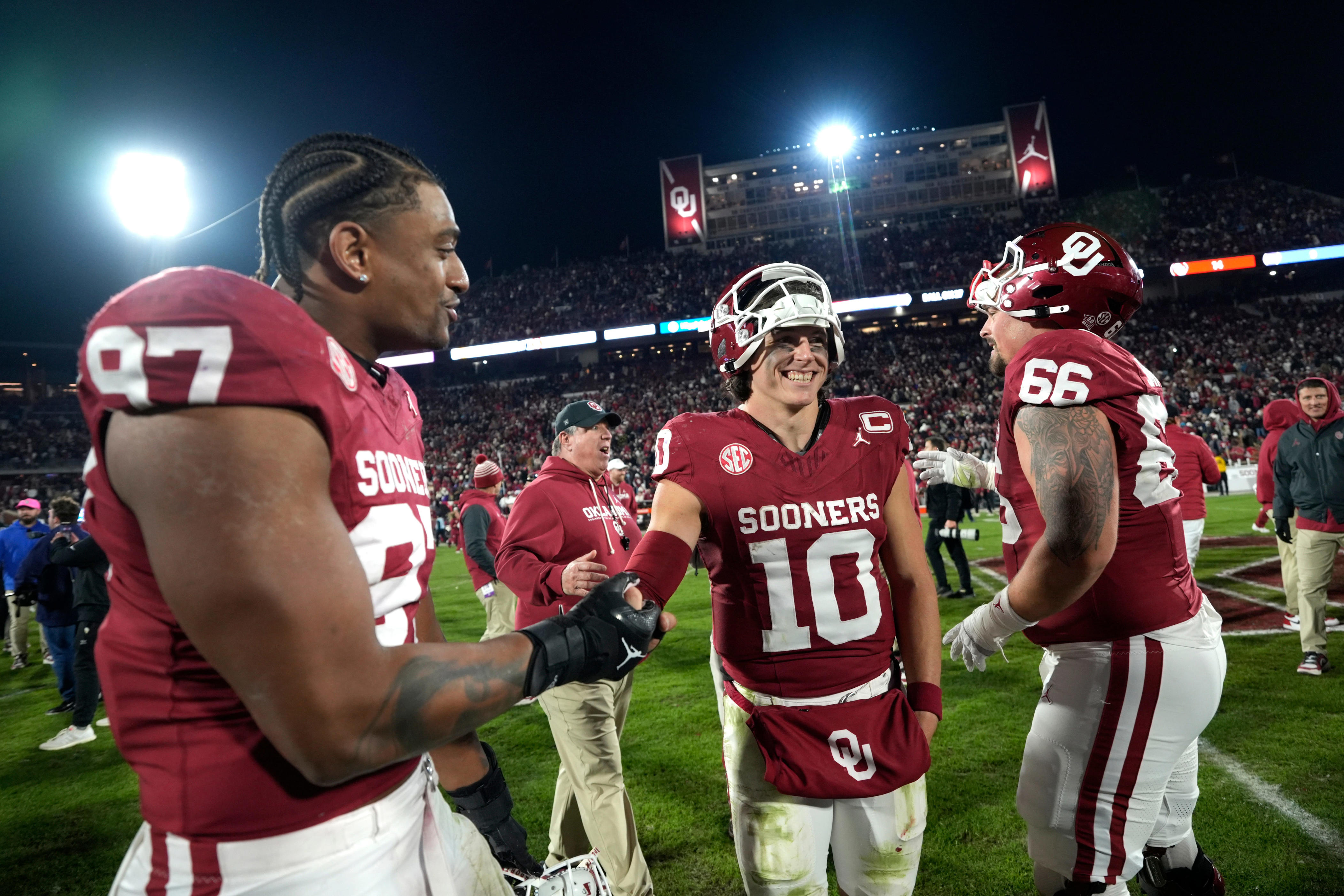 OU football nabs No. 8 CFP bracket seed, will play Alabama first: Live ...