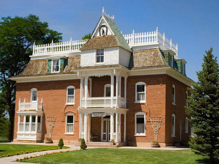 Snowflake shows off its pioneer heritage