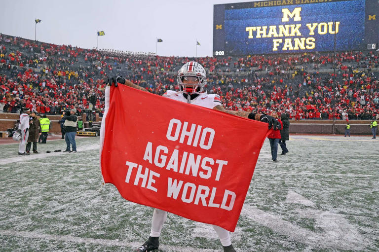 Inside the flag planting scene after Ohio State football’s win vs. Michigan