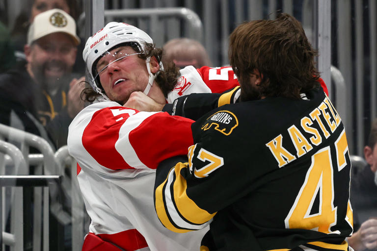 Detroit Red Wings come out swinging, get OT point in SO loss to Bruins