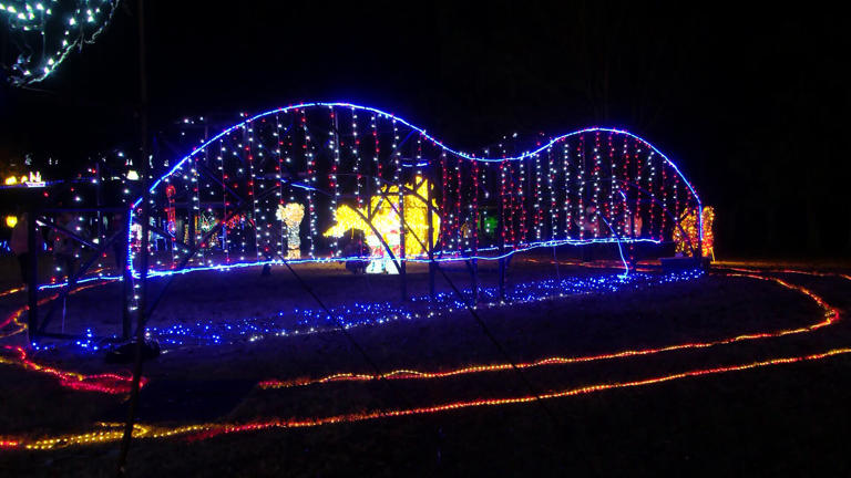 Shelby Farms opens Starry Nights holiday light display