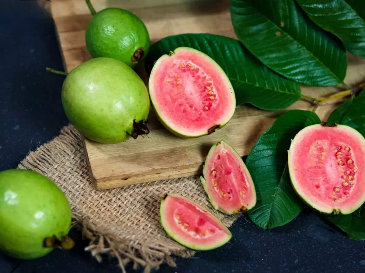 6 diabetic friendly fruits that keep blood sugar low