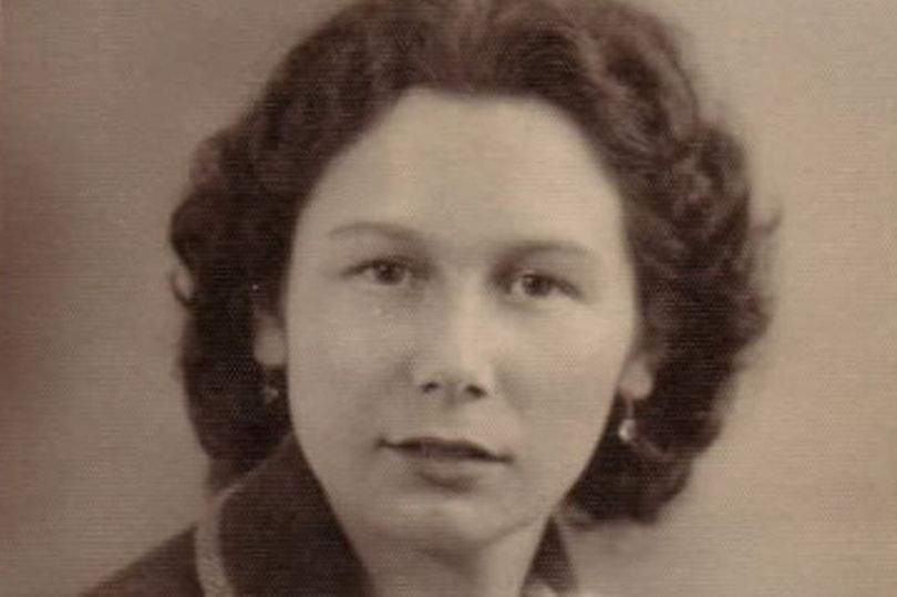 Former drama teacher among 15 Leicester Mercury death notices this week