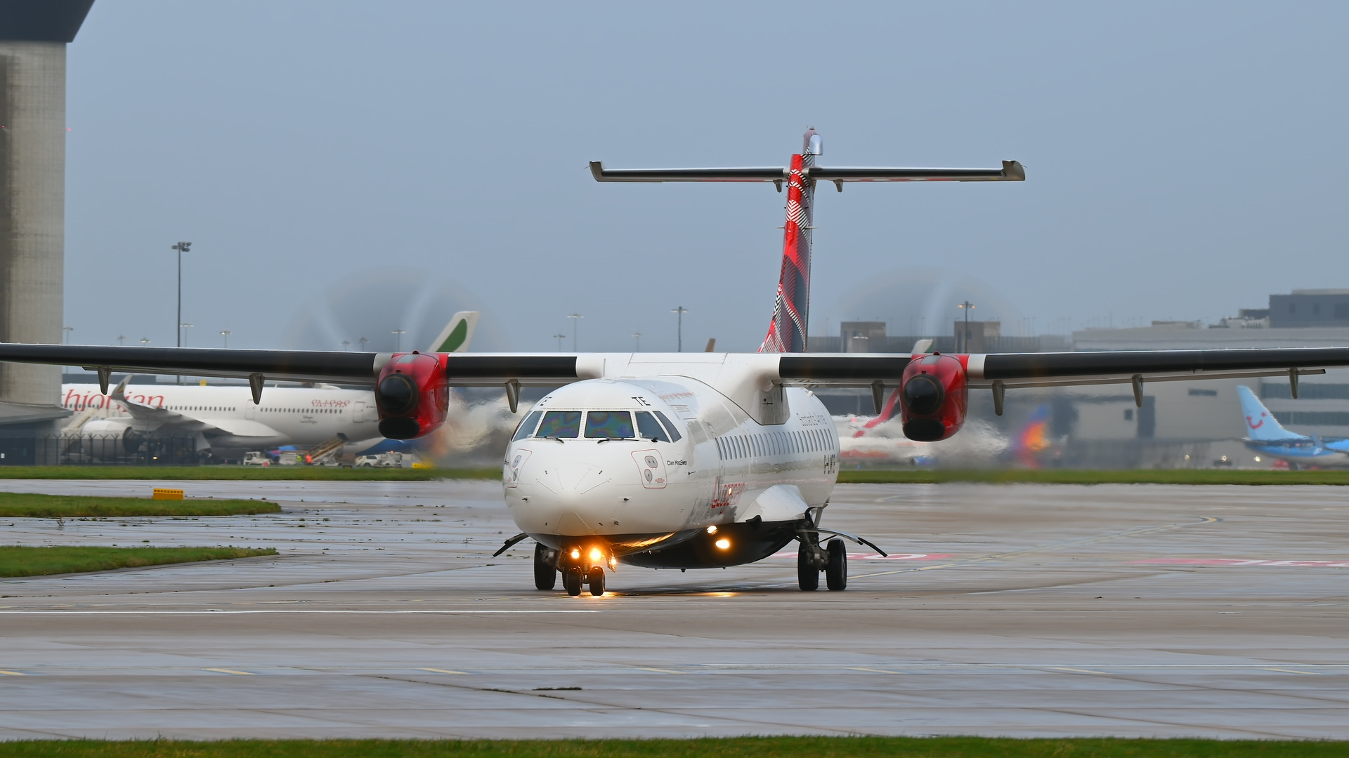 Stunning Airplane Scenes in High Detail