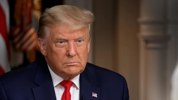 Airlines Defy Trump’s Airspace Warning, Continue Flights to Venezuela