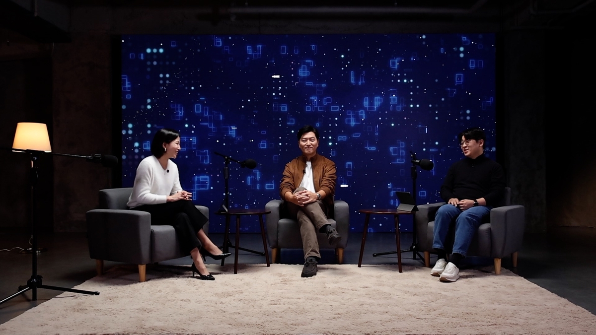 ‘Decoded: The AI Conversations’ “AI가 더 큰 역할 시 한국도 모병제로 바뀔 가능성도”