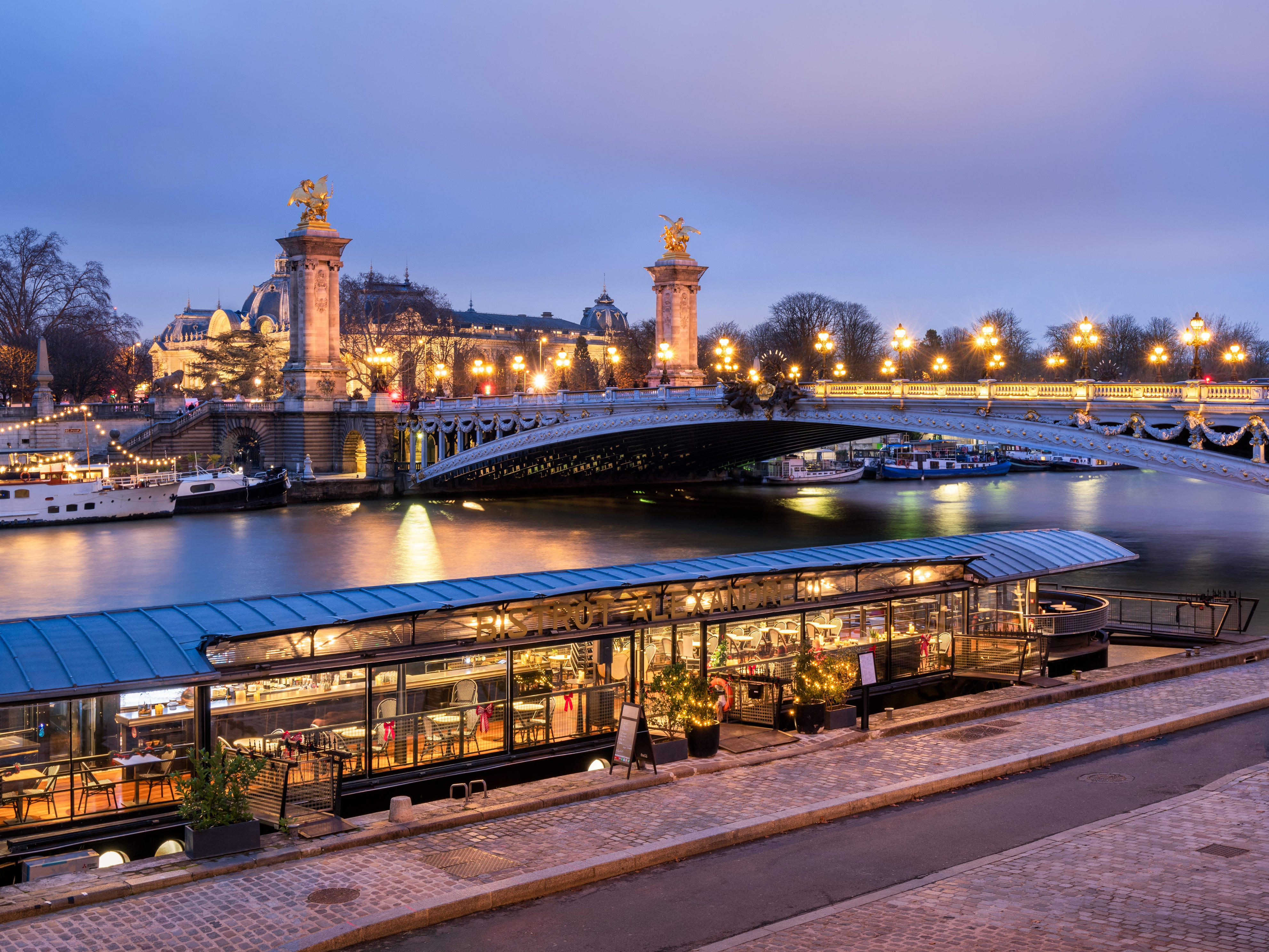 I got divorced and moved to Paris at 57. I'm happy I retired in Europe, but life abroad isn't ...