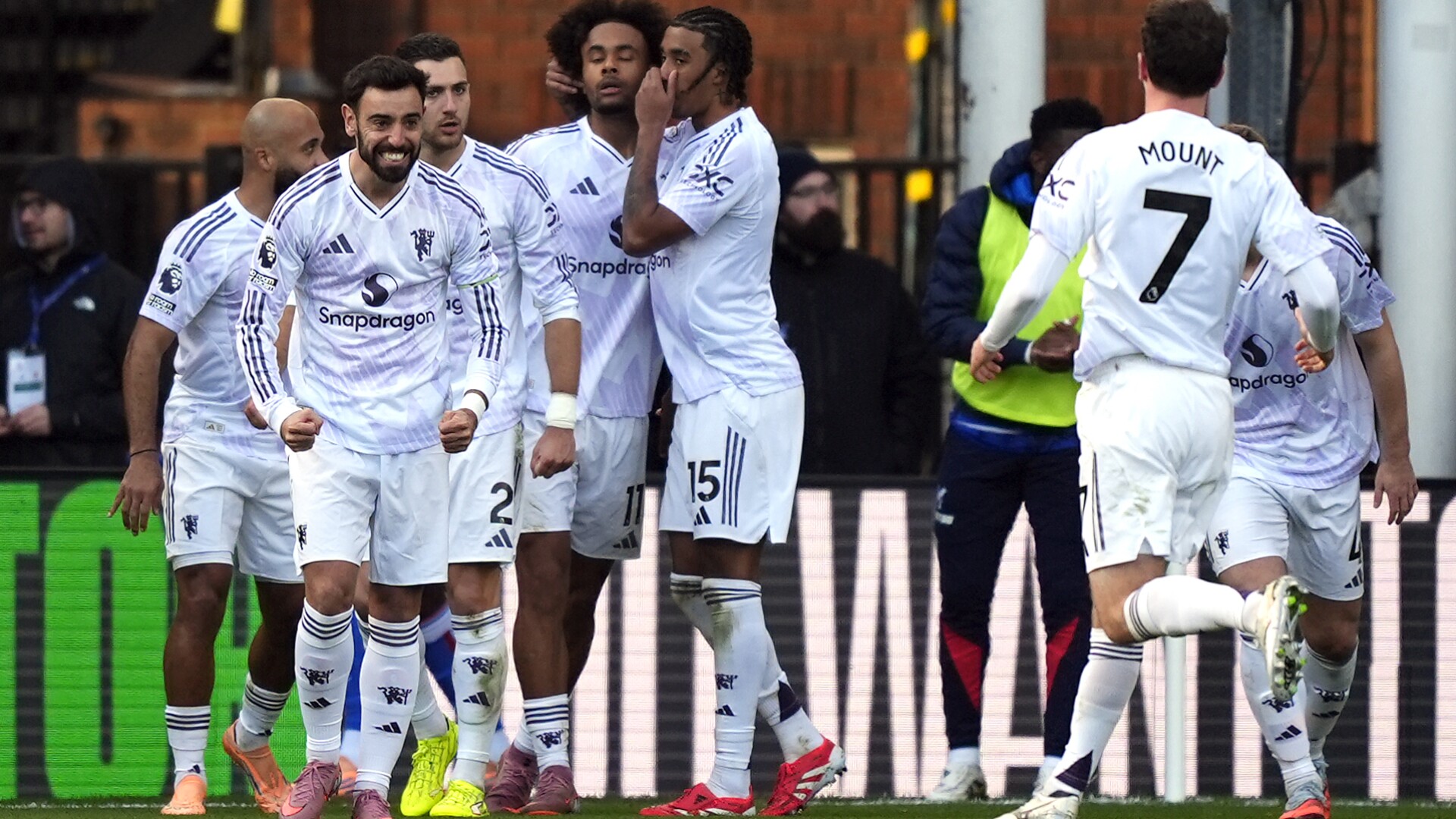 Crystal Palace 1-2 Manchester United: Red Devils surge back to secure ...