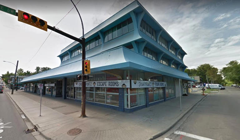 Calgary developer looking to revitalize 'bad luck corner' at 17th Ave ...