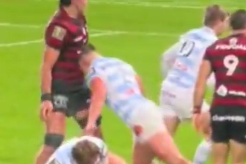 Player sent off and opponent in agony after flying headbutt in top ...
