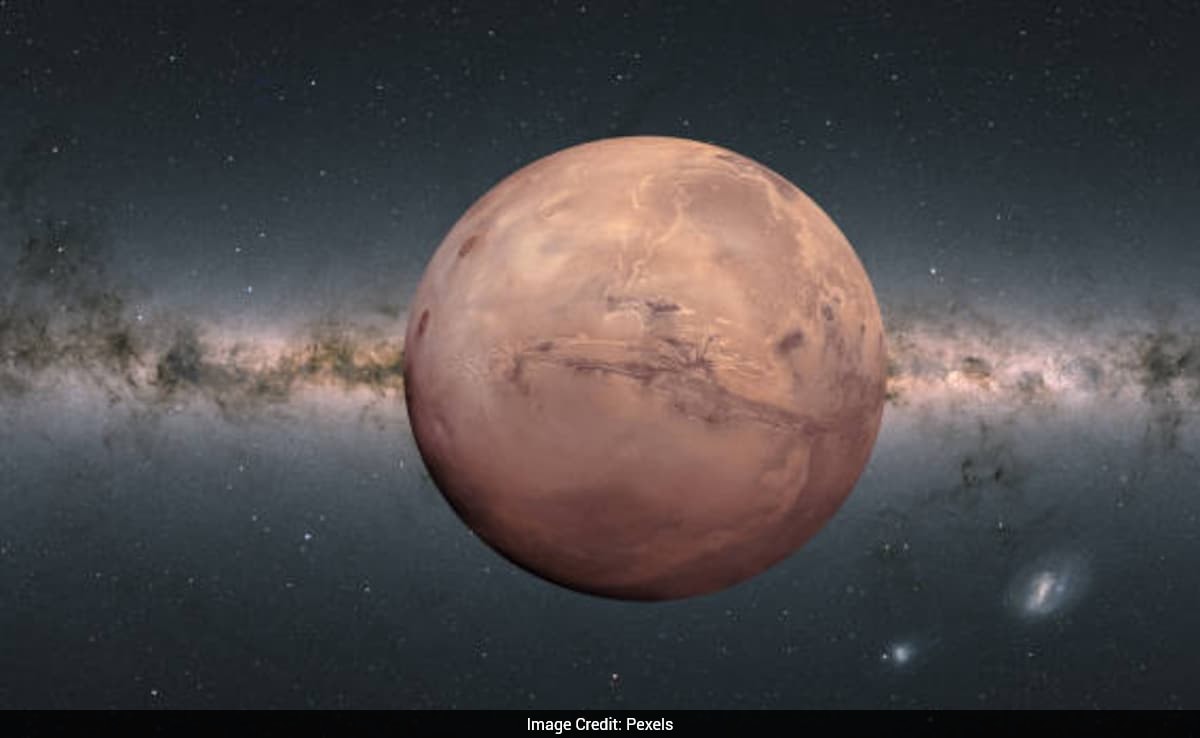 Venus' Winds Race Around The Planet At Extreme Speeds Due To Solar Heat