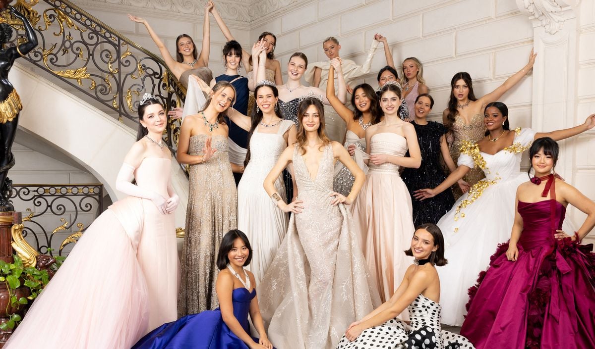 Bal des débutantes 2025 : Les dix-neuf jeunes femmes ont rivalisé de ...