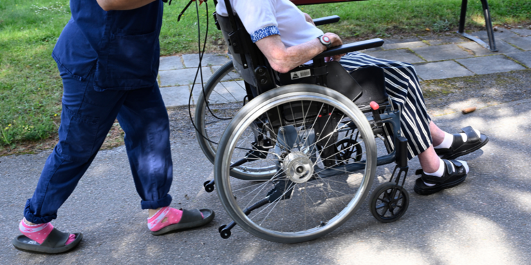 Du måste jobba längre om Sverige ska klara av finanserna