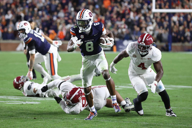 Auburn loses Iron Bowl on costly fumble by Cam Coleman