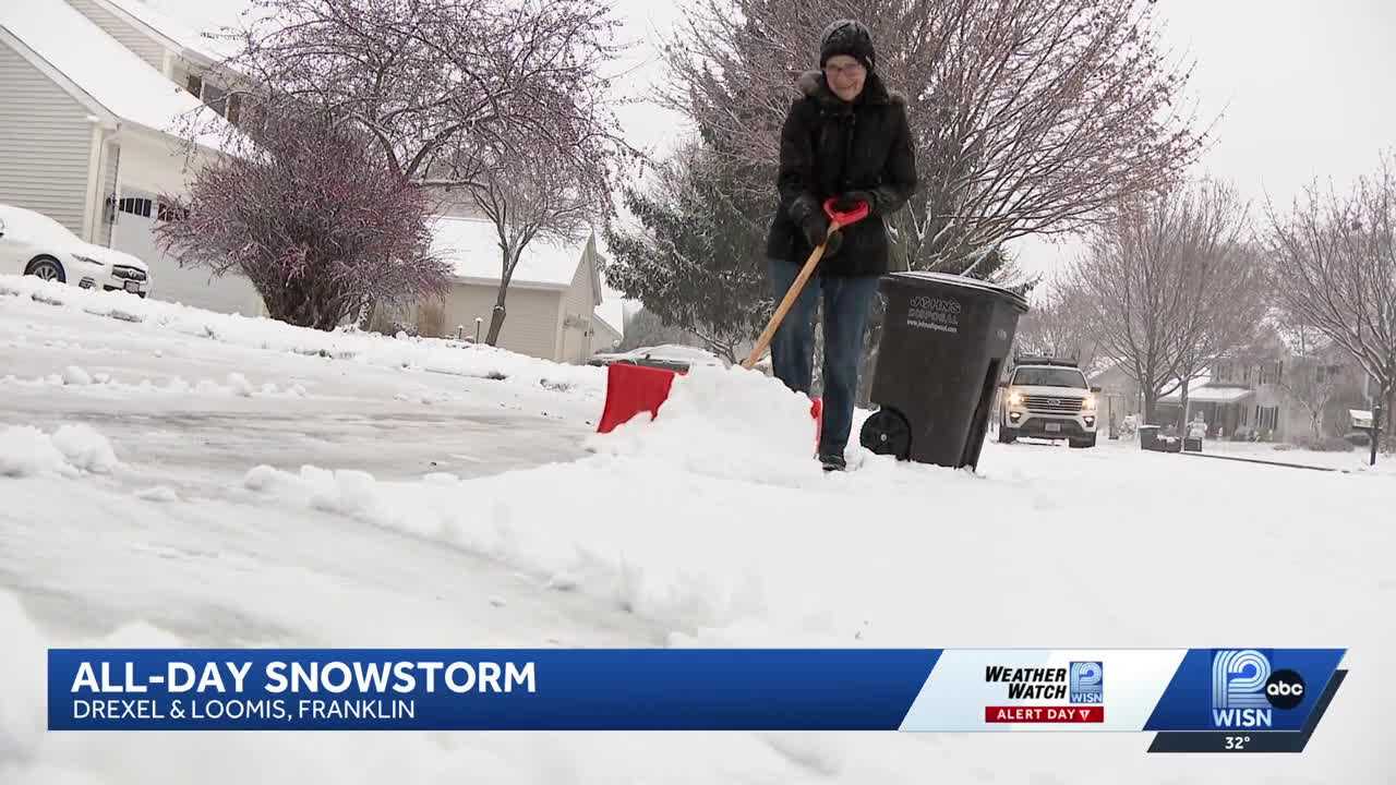 Live updates: Snowstorm impacts across southeast Wisconsin