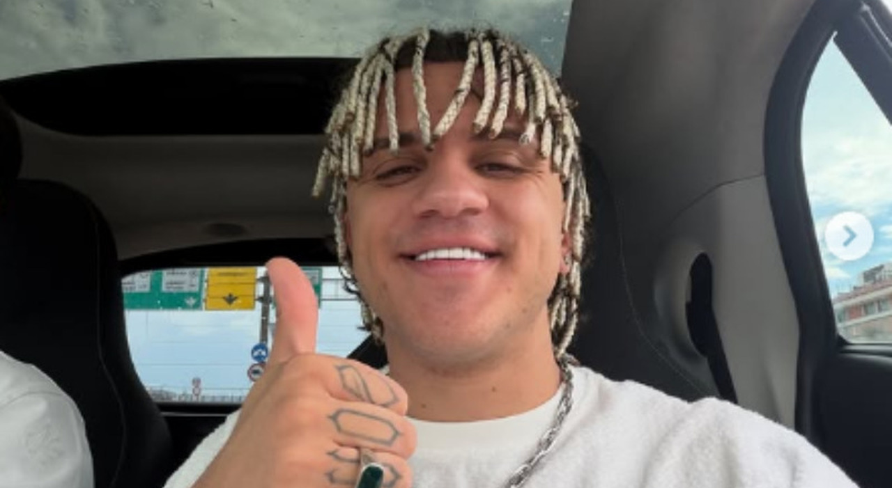 Chi è Samurai Jay, il rapper napoletano a Sanremo 2026: perché si ...