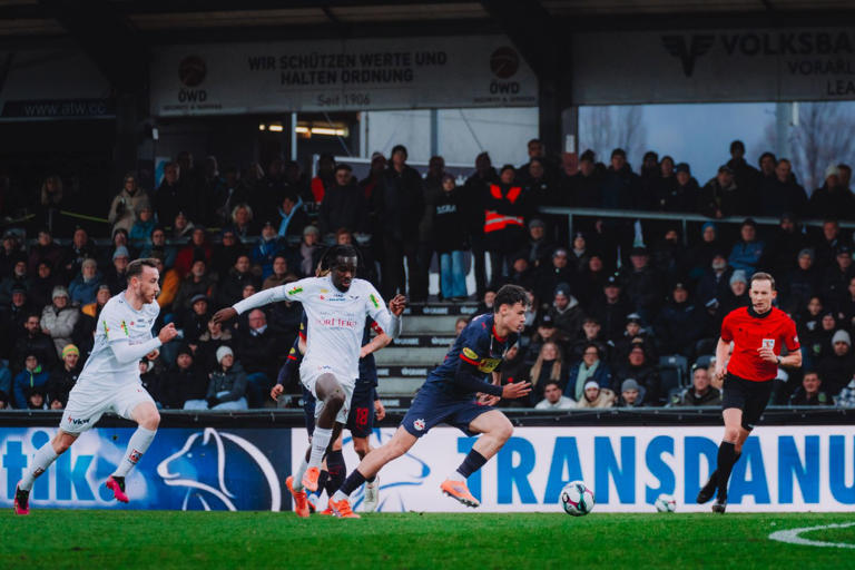 Auch im dritten Duell 2025 ringt SCR Altach Vizemeister FC Red Bull ...