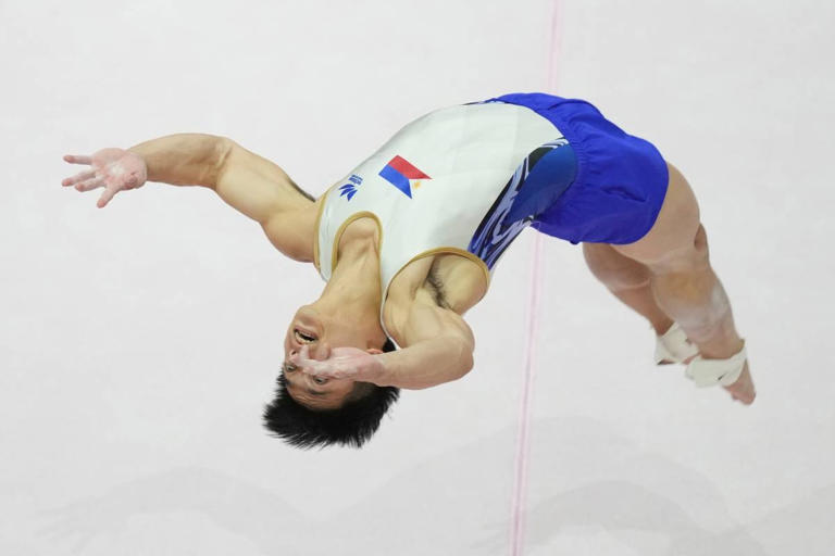 Carlos Yulo Backs PH Team for SEA Games Success Without Him