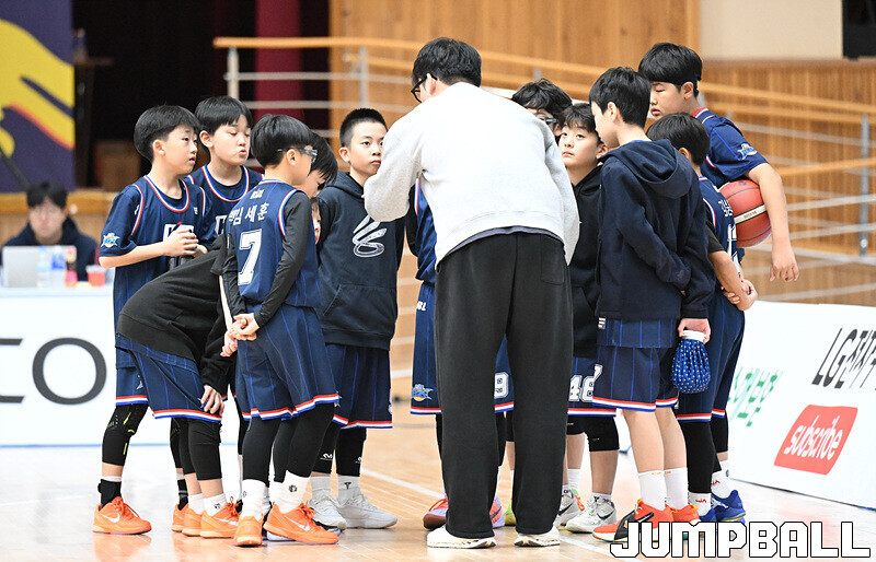 [2025 드림컵] U10 KCC 하남, 정관장 광주에 28-21로 승리 경기 화보