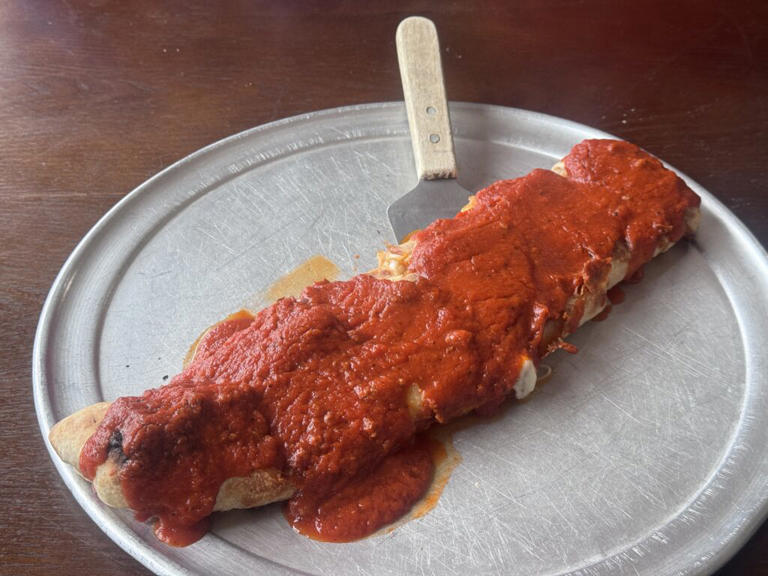 The Biz Beat: Stromboli is the star of San Jose pizzeria